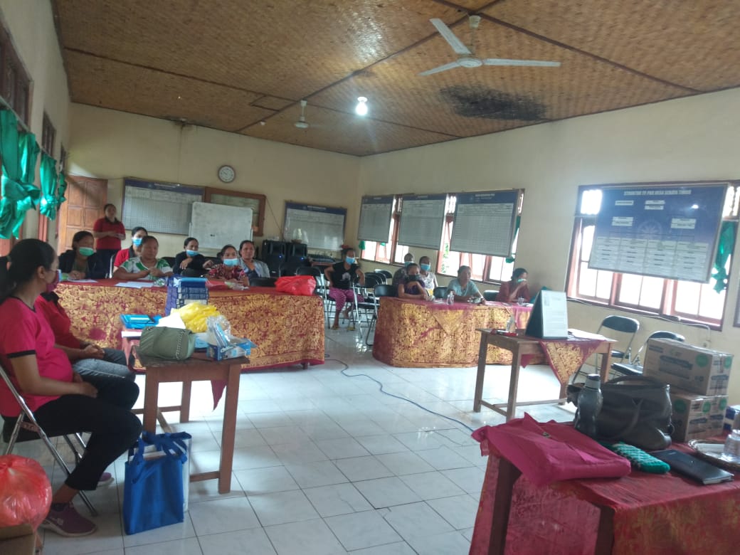 Kelas Ibu Hamil Di Desa Seraya Timur Desa Seraya Timur